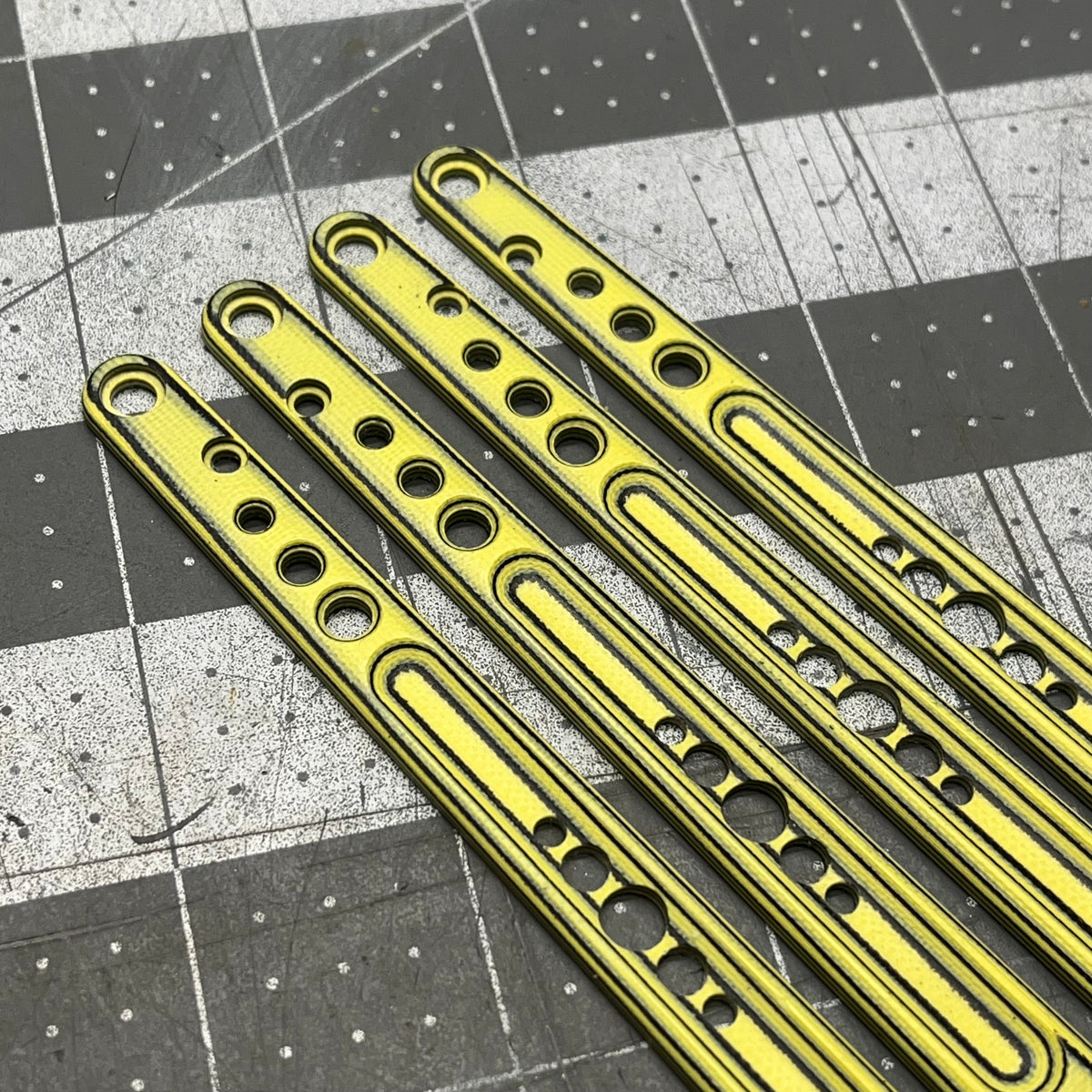 -=BRS=- Replicant Replacement G10 Scales - Yellow/Black - Palethius De ...
