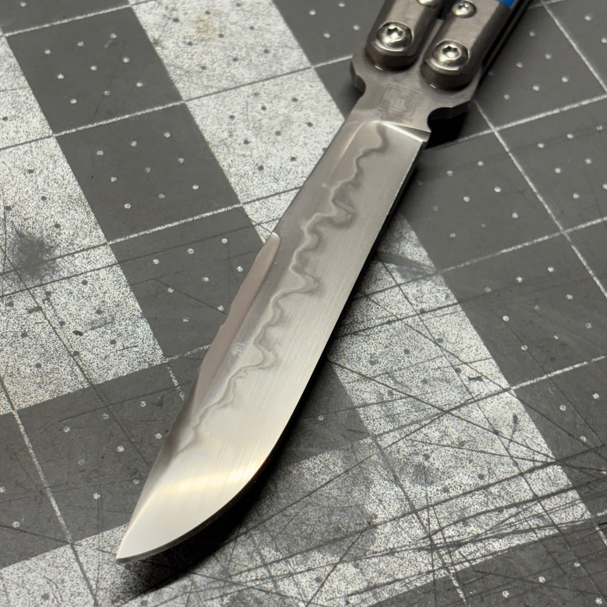 Revolution v2 W2/hamon Weekawk - Blue G10 inserts – palethiusdesigns