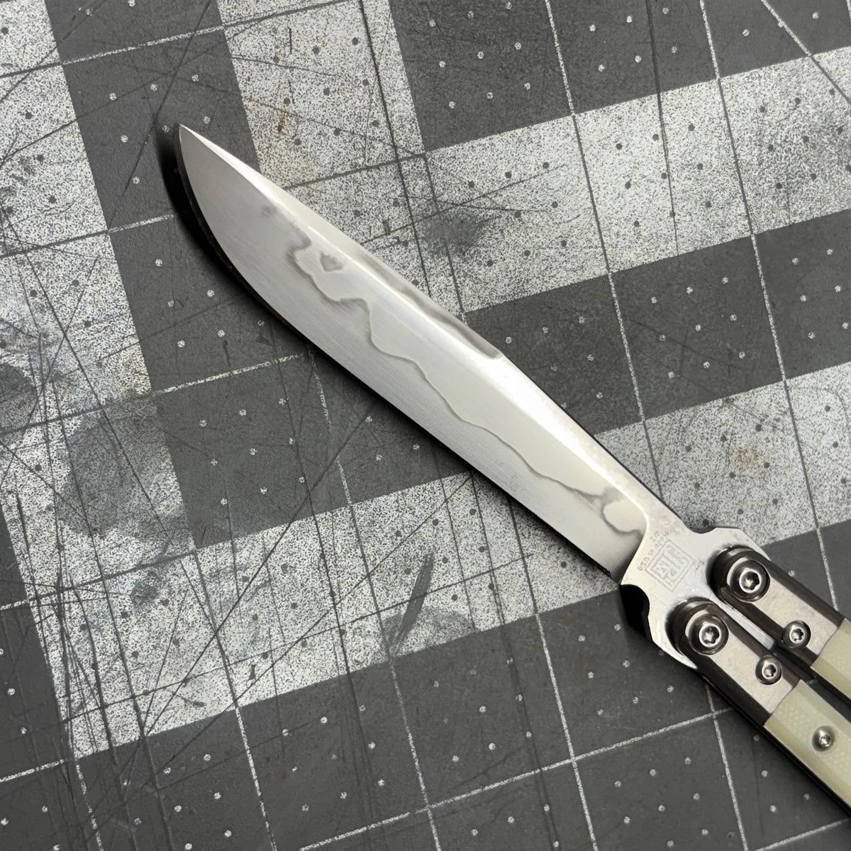 Revolution v2 W2/hamon Weekawk - Ghost Jade G10 inserts – palethiusdesigns
